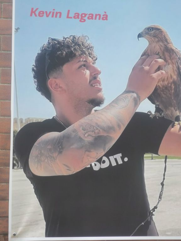 «In ogni risata, per sempre nei nostri cuori»: il ricordo di Kevin ...